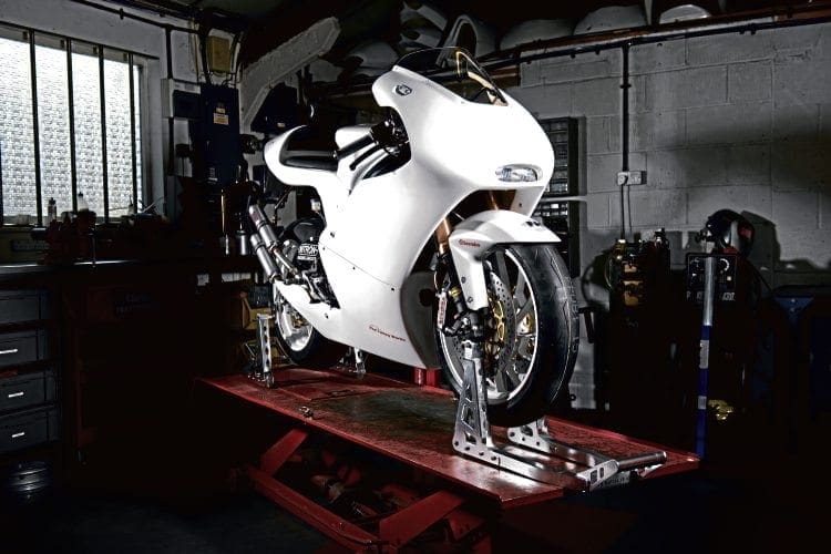 1990's RGV250-RR | Classic Motorcycle Mechanics Magazine
