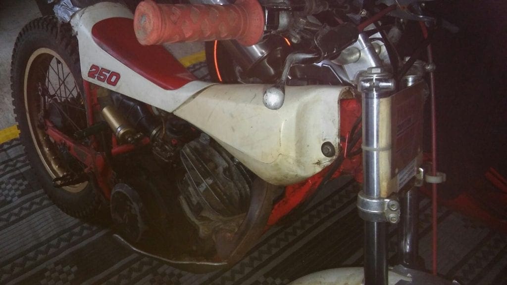 1984 Yamaha TY250 yellowed tank | Classic Motorcycle Mechanics Magazine