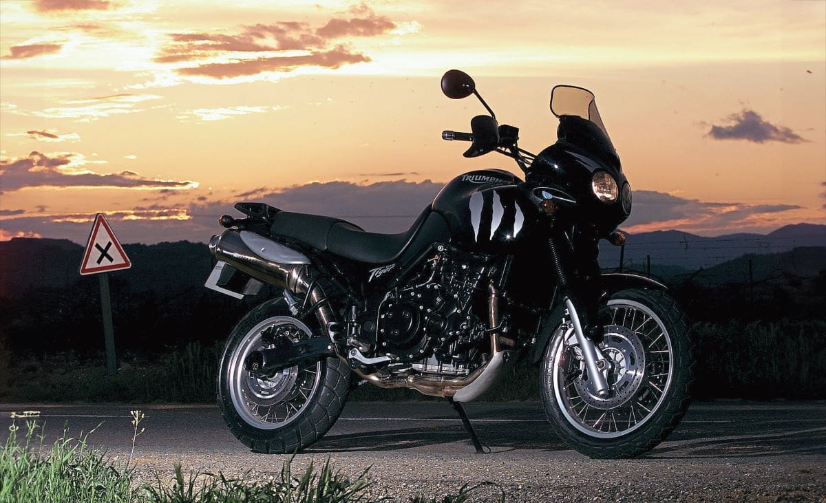 Test Ride: 2001-2005 Triumph 955i Tiger | Classic Motorcycle Mechanics ...